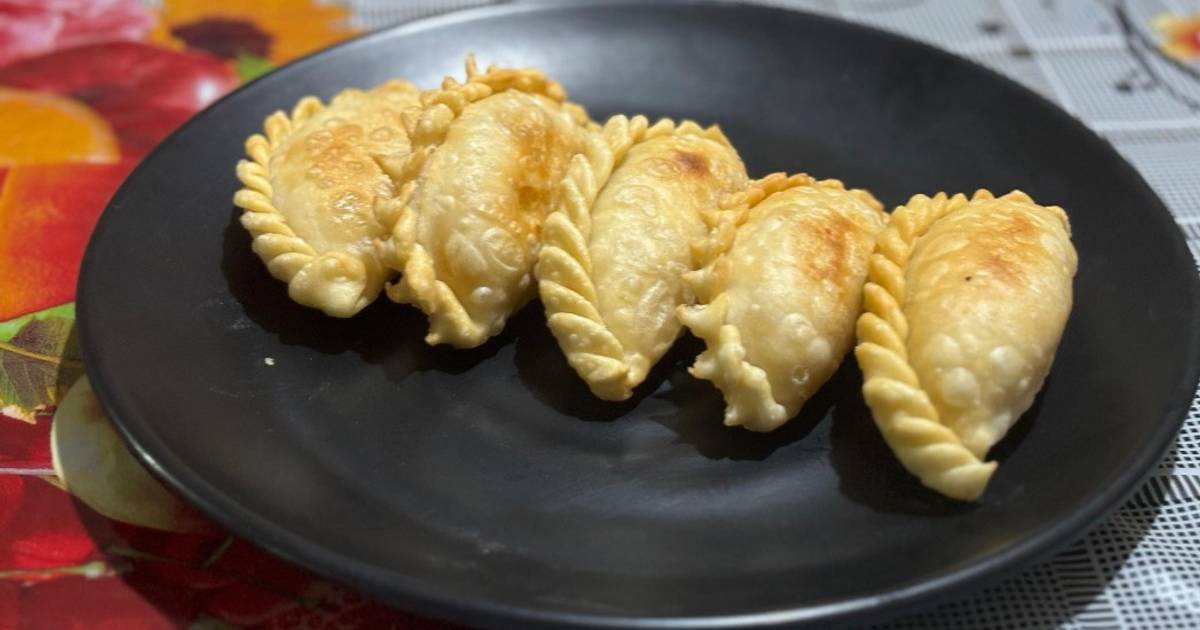 Gujiya (ghughra) Recipe by DrPushpa Dixit - Cookpad