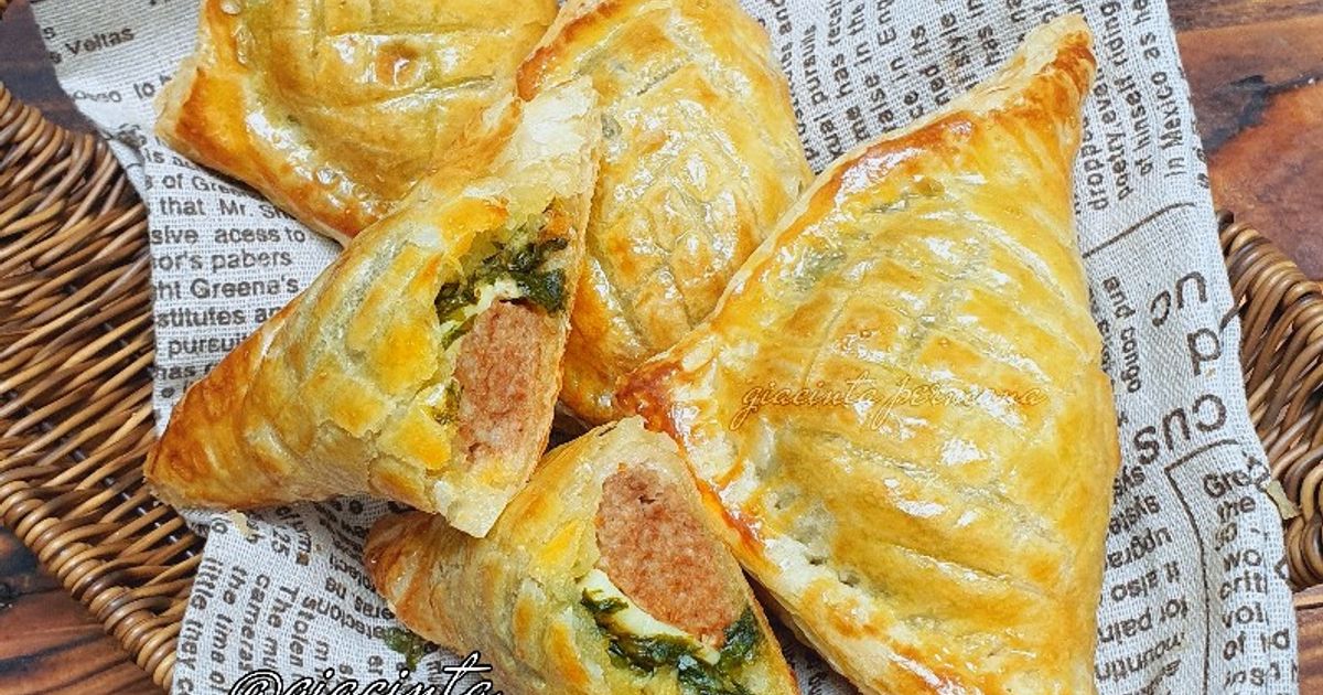 Resep Puff Pastry Isi Daging Dan Tumis Bayam Keju oleh Giacinta Permana ...