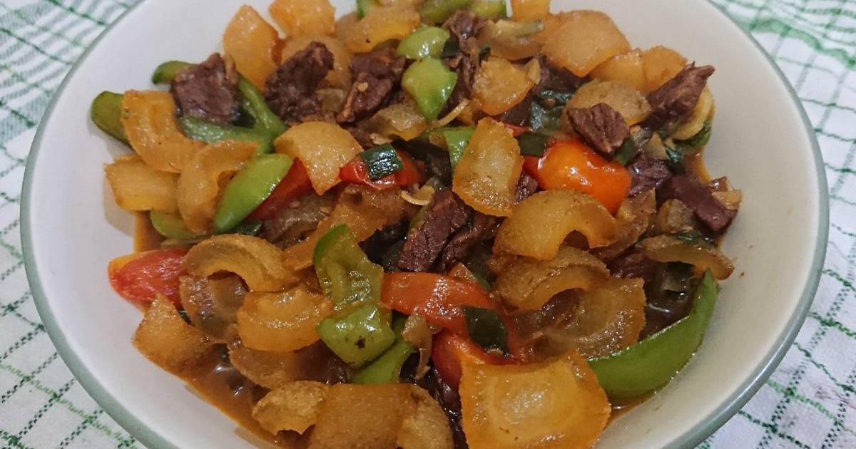 Resep Oseng kikil cabe gendot oleh Anis Susanti - Cookpad
