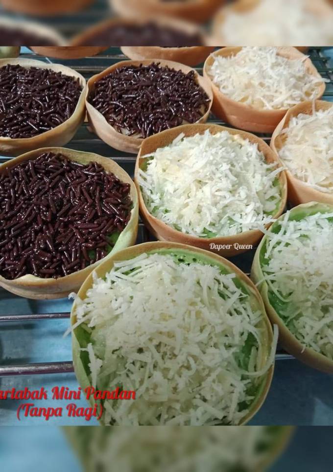 Resep Martabak Mini Pandan Tanpa Ragi oleh Dapoer Queen - Cookpad