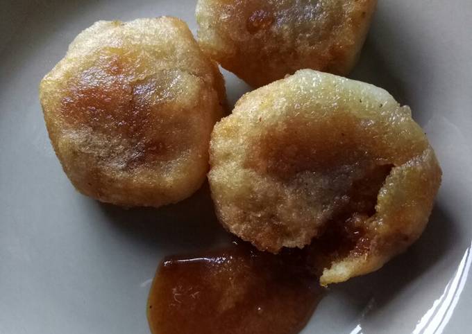 Resep Jemblem singkong/ misro isi gula merah meleleh lumer.😋😋 oleh Lilik Ha - Cookpad
