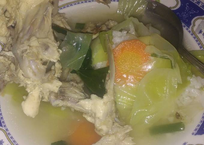 Resep Sop balungan ayam oleh desi wulan - Cookpad