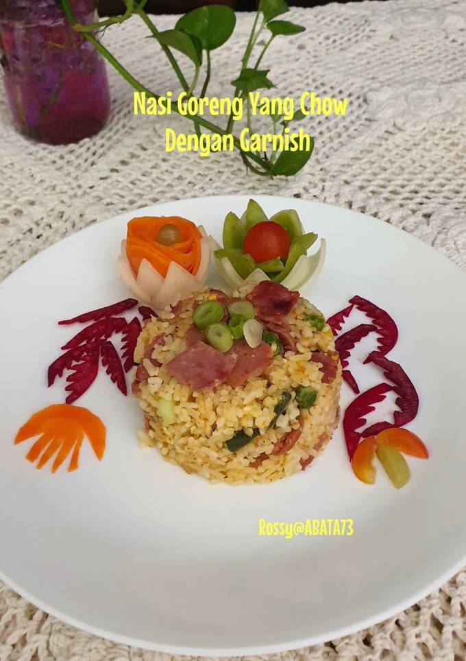 Resep Nasi Goreng Yang Chow Dengan Garnish oleh Rossy Anna Oktavia ...