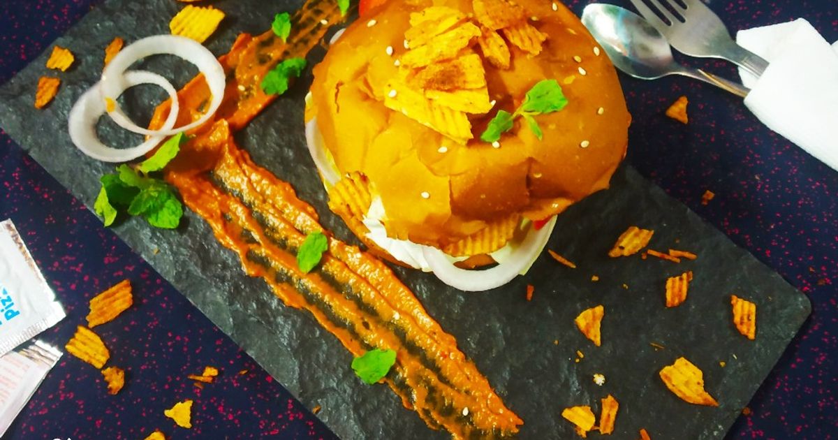 Chickpea Aloo Tikki Lays Burger Recipe by Divya Konduri - Cookpad
