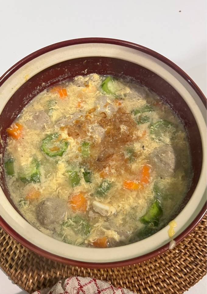 Resep Sup telur sayur simple oleh Airachman - Cookpad