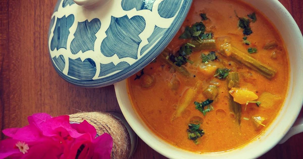 Drumstick potato subji Recipe by Ishani Shah - Cookpad