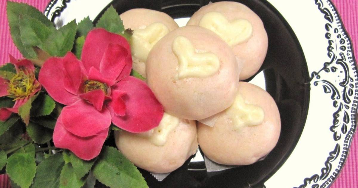 Super Easy! Red and White Heart Manju (Steamed Buns) for Valentine's ...
