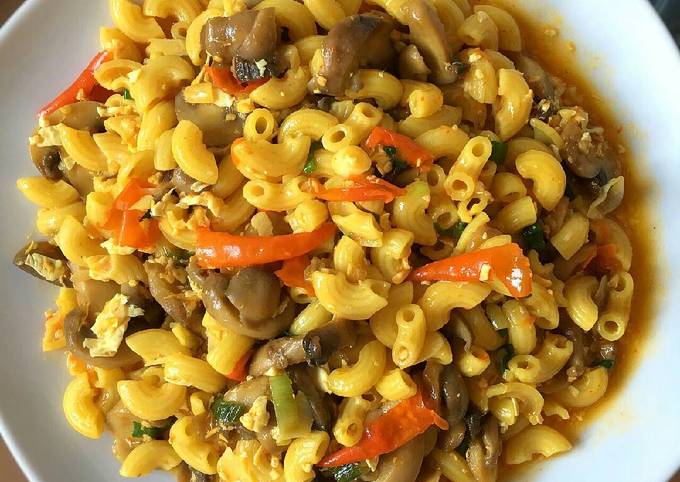 Resep Seblak makaroni jamur oleh mamari - Cookpad