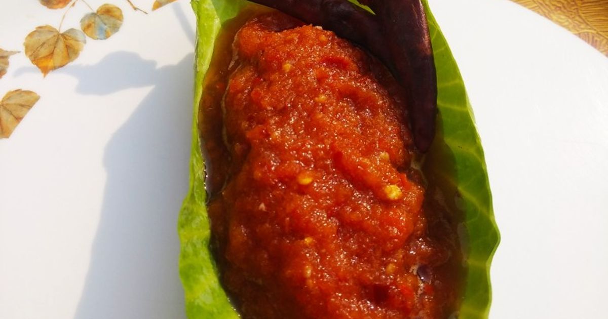 गुड़ की तीखी चटनी Recipe by Dr. Sharda Sharma - Cookpad