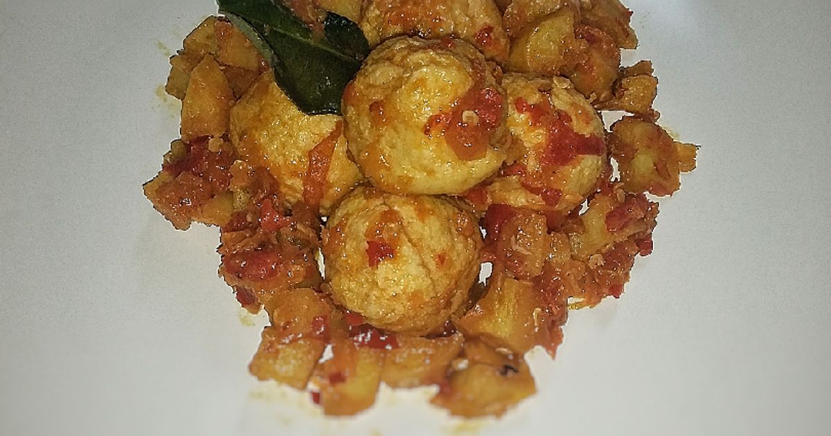 Resep Baki Tang Balado (Bakso Ikan Kentang Balado) oleh Ummu Ahya - Cookpad
