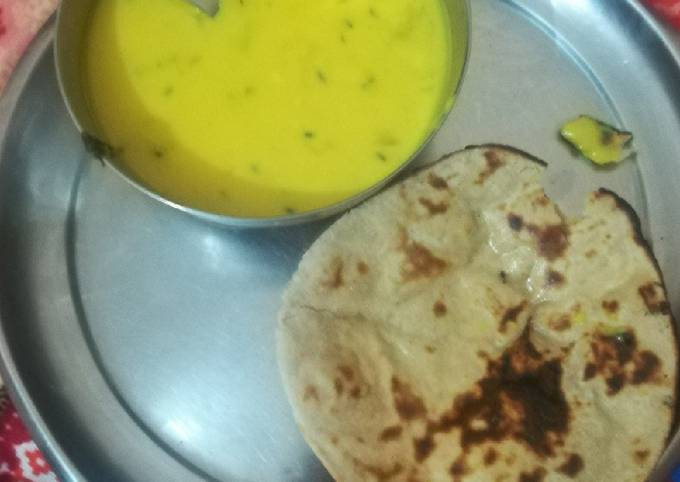 Besan Curry Recipe by Shreya Narang - Cookpad