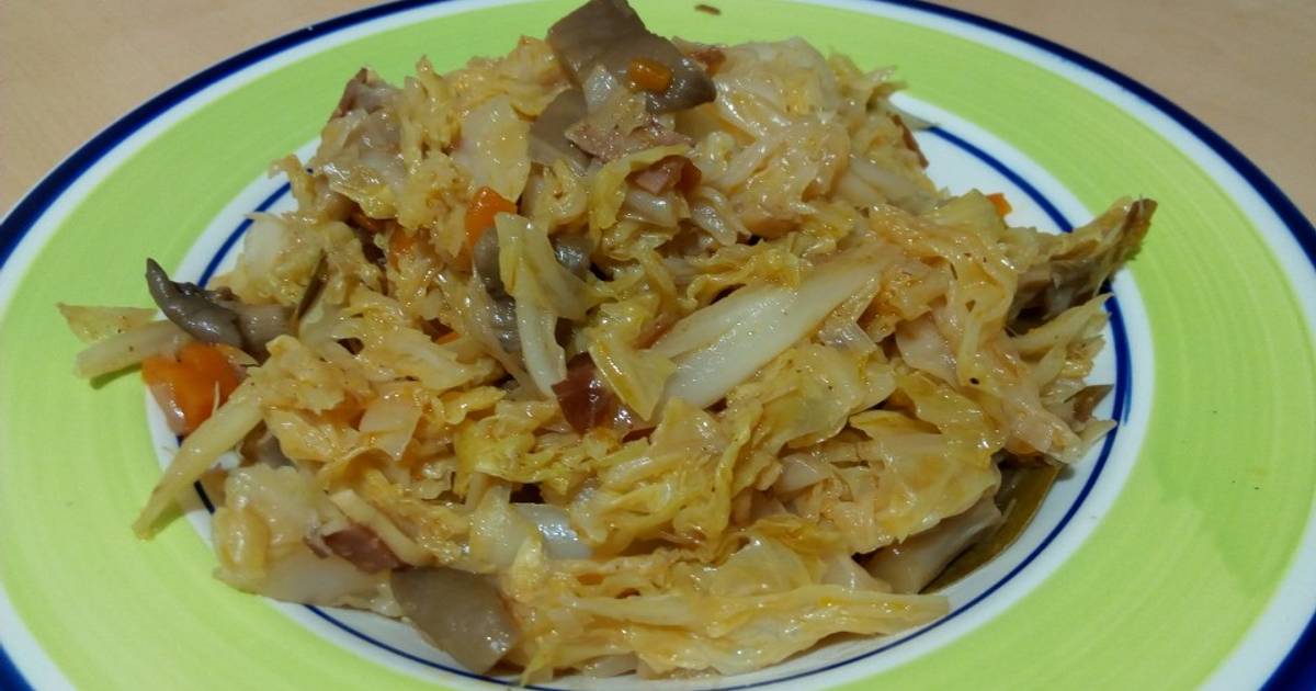 Col guisada con setas Receta de Jesus Carranza- Cookpad