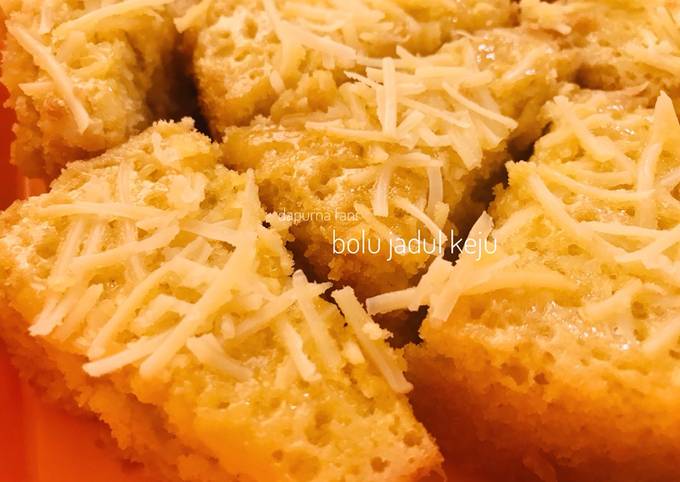 Resep Bolu jadul keju oleh fani amanda - Cookpad
