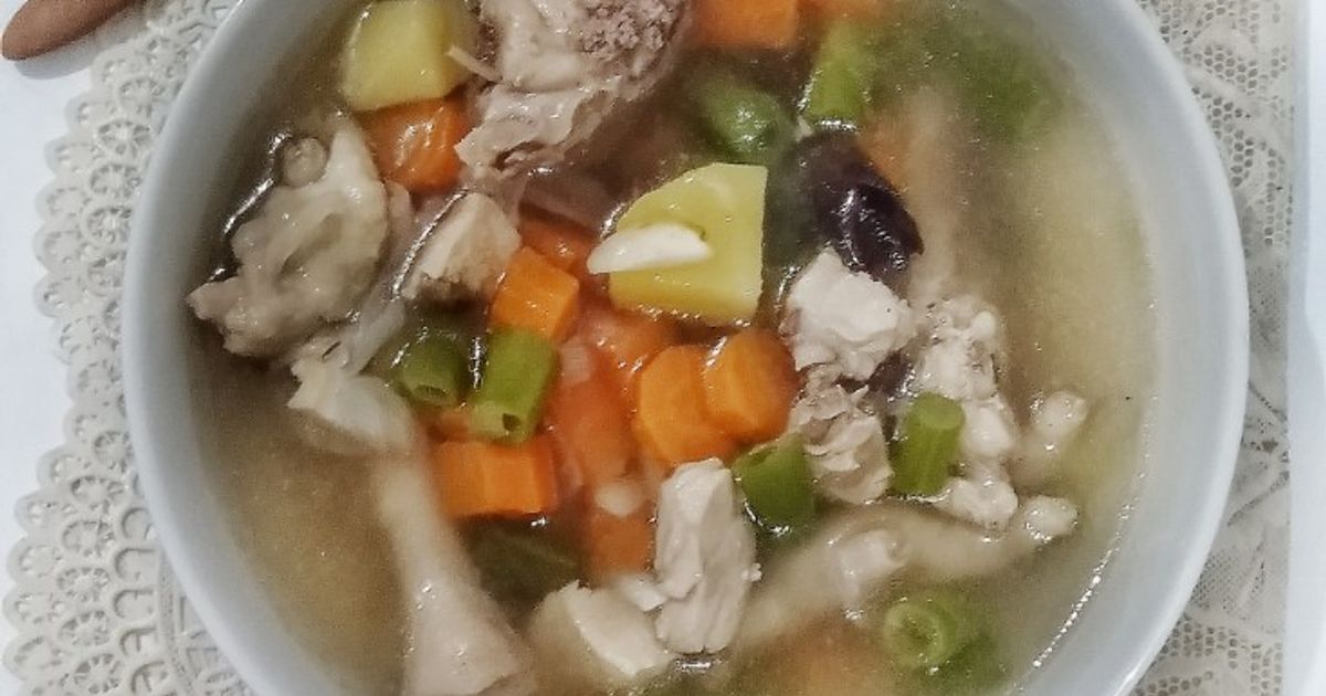 Resep Soup Ayam Rempah oleh farida Sulthan 🇮🇩 (IG. Malika02782) - Cookpad