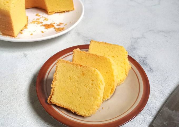Resep Cake Kuning Telur oleh Dapur Bunda Daisy - Cookpad