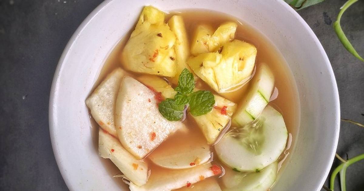 Resep Rujak kuah pindang khas Bali oleh Berlian Soewandono - Cookpad