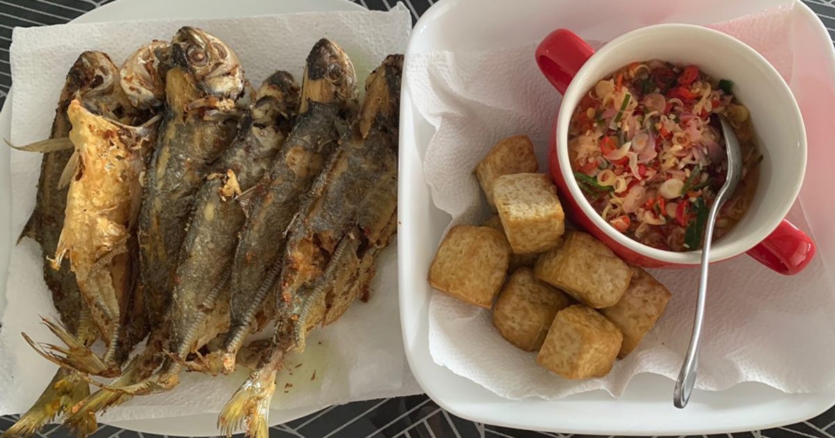 Fried Fish And Fried Tofu Recipe by purple_acied - Cookpad