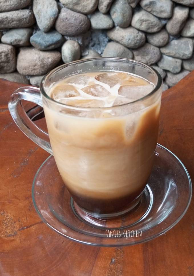 Resep Ice Coffee with Brown Sugar oleh anisatur raehan - Cookpad