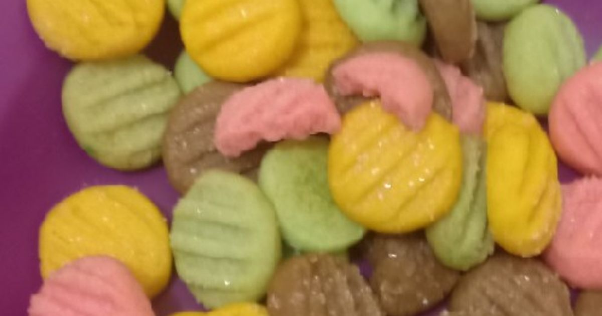 Resep German Rainbow Cookies oleh Fatma Faniez - Cookpad