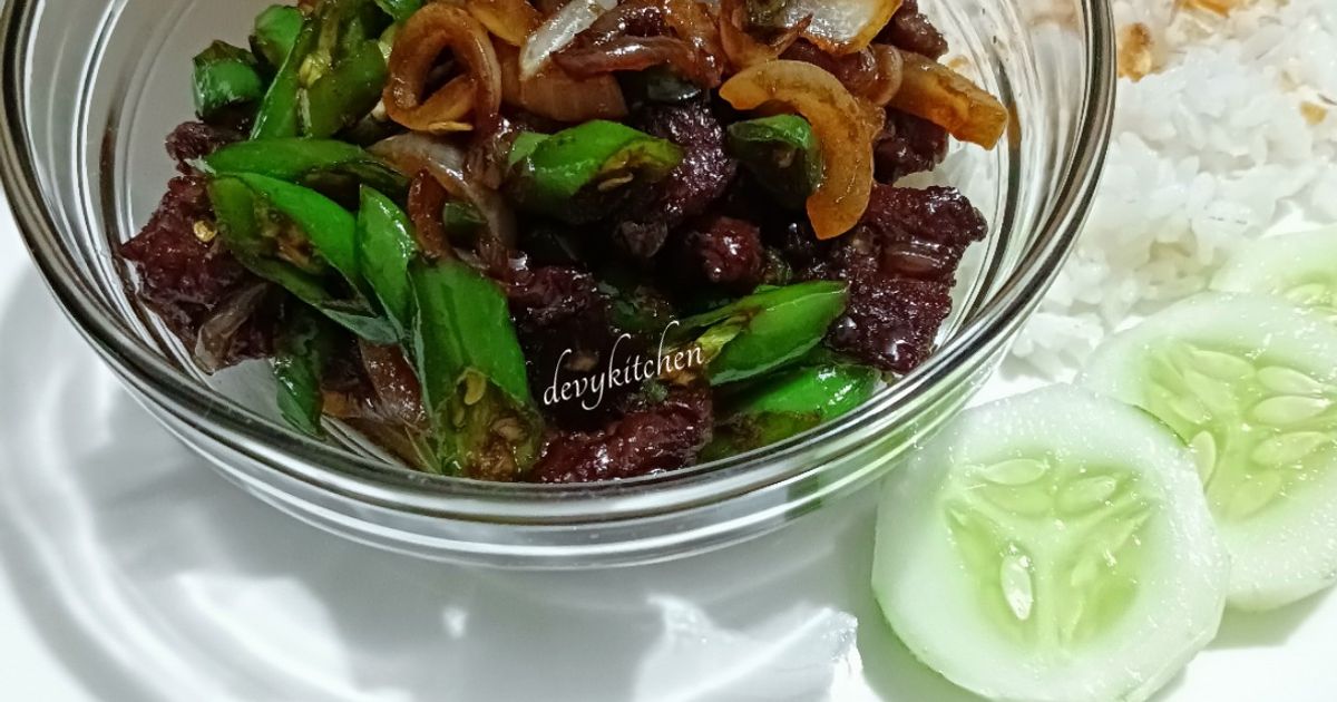 Resep 1101. Tumis Sapi Cabe Ijo oleh Devin - Cookpad