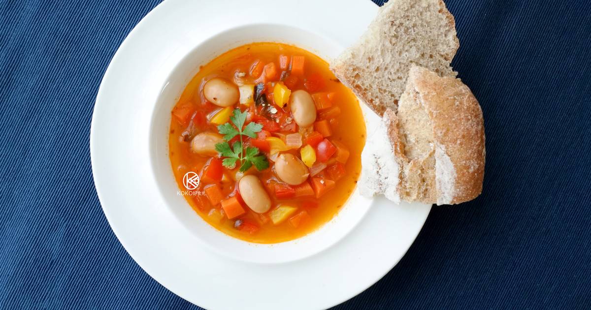 阿爾巴尼亞白豆蔬菜湯Jani Me Fasule 食譜與作法 by KOKO好食光 - Cookpad