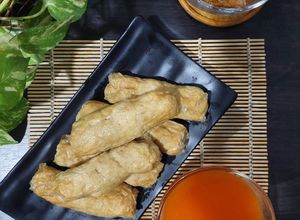 Resep gohyong ayam: Lezat, krispi, dan mudah dibuat!