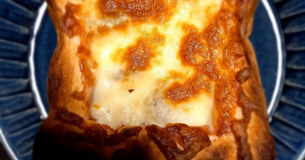 Calorie Bomb Chicago Style Thick Toast Recipe By ちゆっぺ