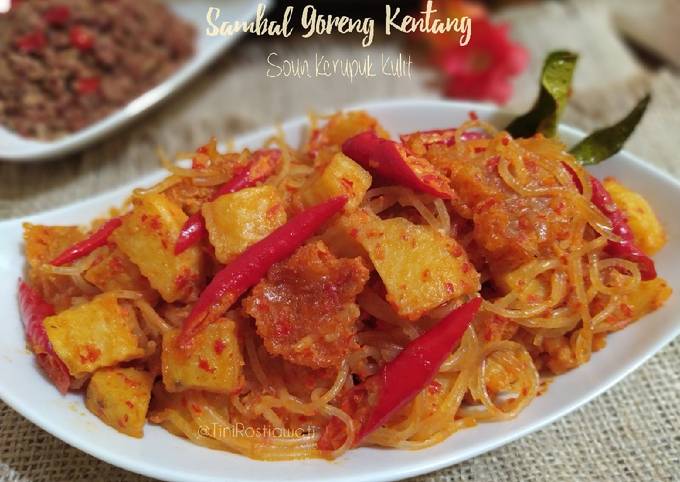 Resep Sambal Goreng Kentang, Soun Kerupuk Kulit oleh Tini Rostiawati ... Resep Sambal Goreng Kentang, Soun Kerupuk Kulit oleh Tini Rostiawati ...