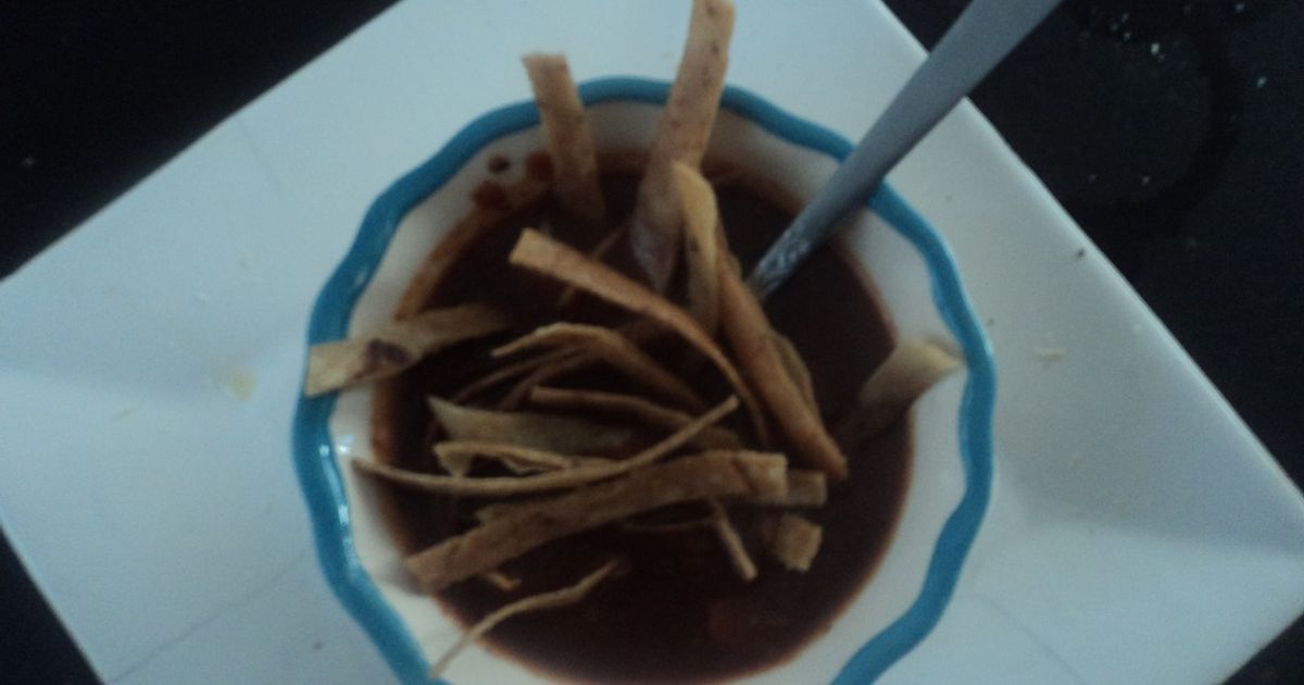 Sopa De Tortilla De Los Cuatro Chiles Asados Campirana Receta de MARTÍN ...