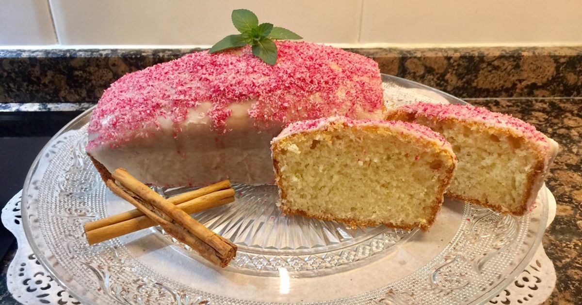 Bizcocho De Coco Y Lima Con Glaseado De Coco Rosa Receta de javilowin ...