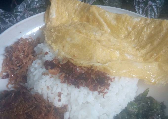 Resep Nasi rames plus (1 piring 3 menu) oleh Yanti Sartika - Cookpad