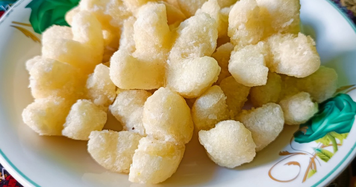 Resep Bakso Mekar Nasi Sisa oleh Mama Kafa - Cookpad