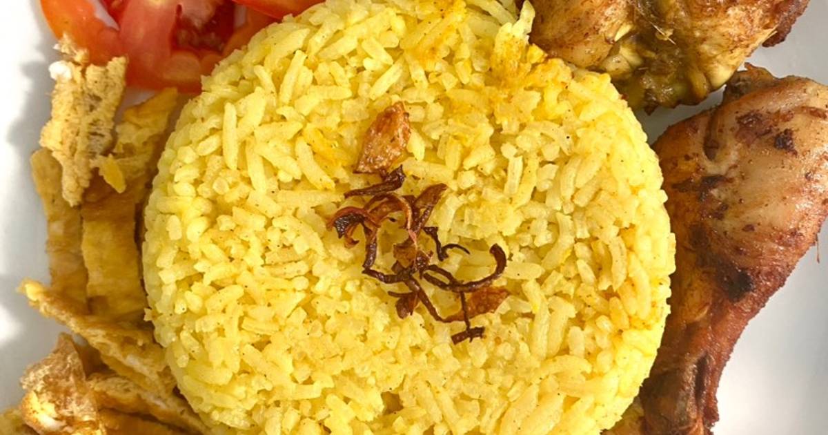Resep Nasi Kuning Bumbu Sasa Ayam Goreng Magic Com oleh Rizka ...