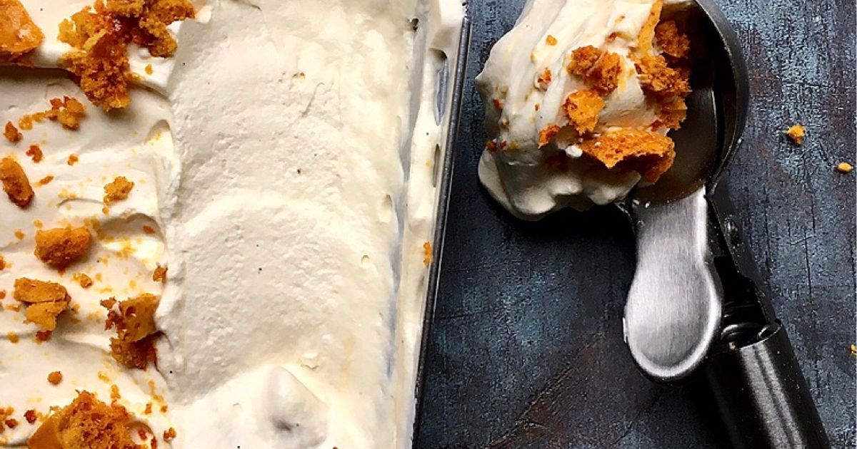 No Churn Honey Ice Cream With Honeycomb Crunch Recipe by In cucina con ...