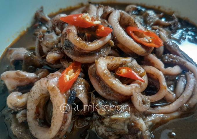 Resep Cumi masak hitam oleh Rum Kitchen - Cookpad
