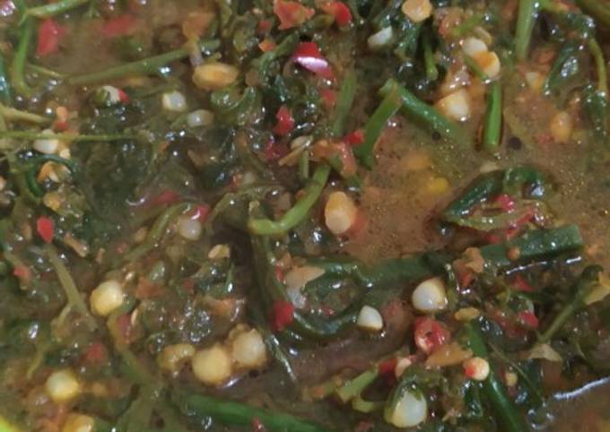 Resep Tumis sayur pakis pakai kuah oleh Zila - Cookpad