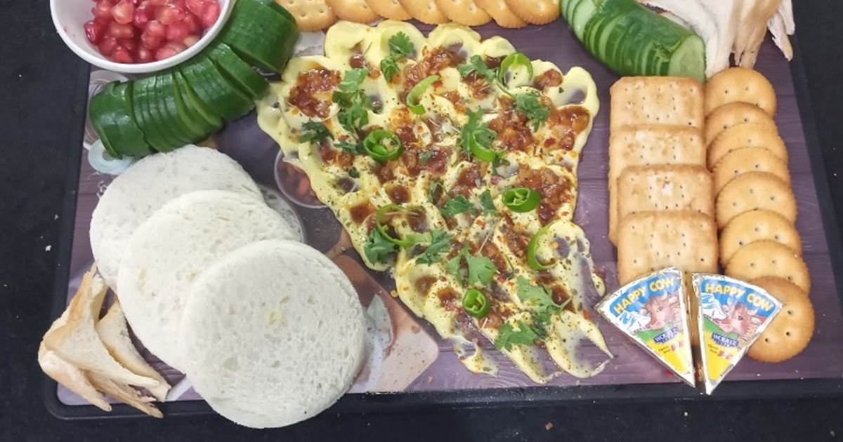 Spicy Chilli Butter Board Recipe by Mrs.Naveed - Cookpad