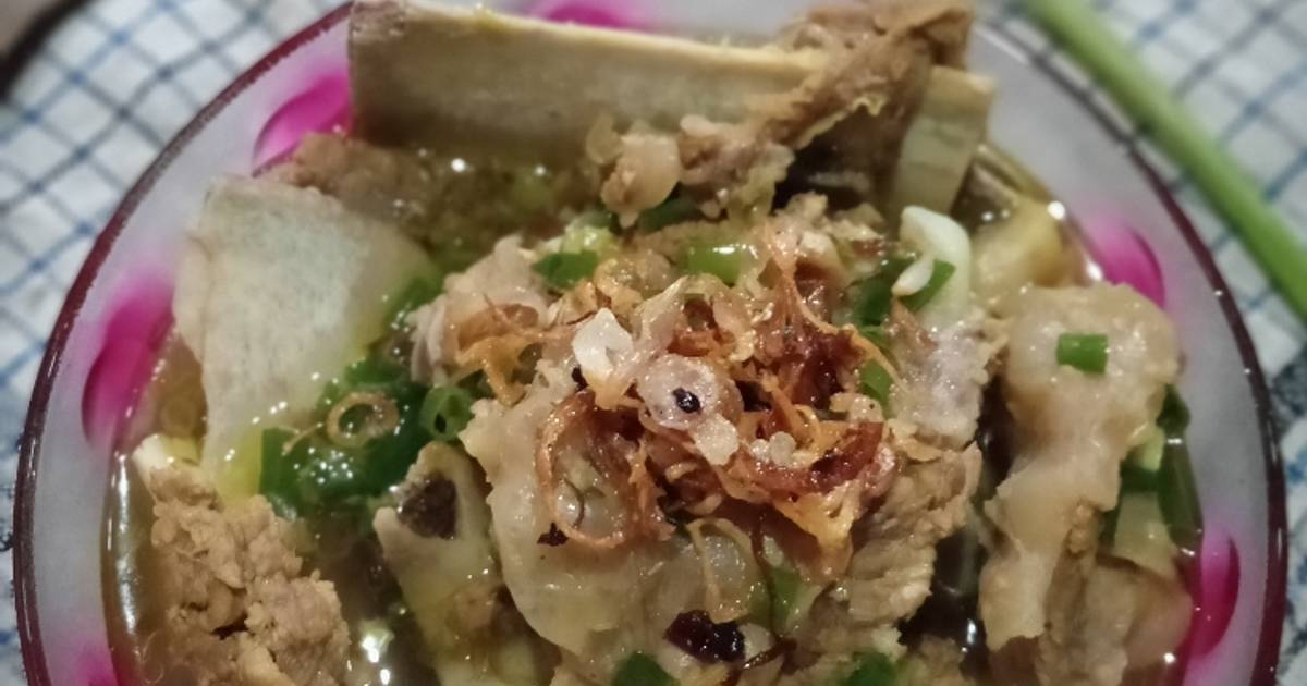 Resep Sop Tulang Sapi Simpel oleh Yuyun Setiawati - Cookpad