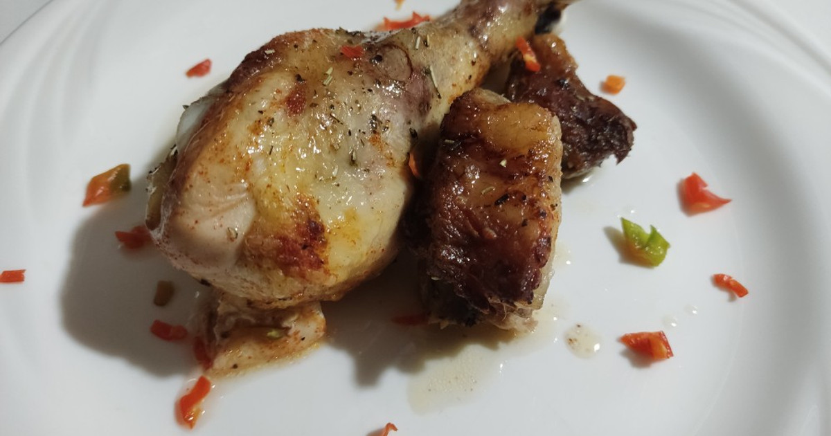 Muslos De Pollo Asados Con Costillas De Cerdo Con Sabor A Carbón Receta ...