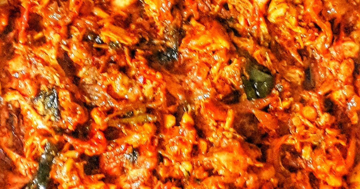 Pichi Potta Chicken (Shredded Chicken Curry) Recipe by Sailaja ...