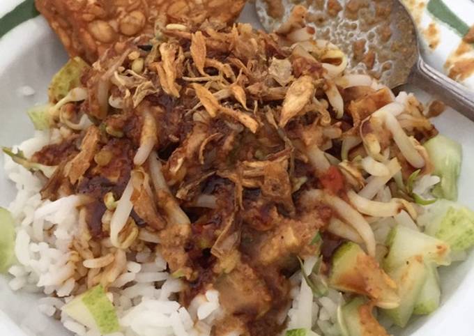 Resep Nasi lengko oleh Eka Novita - Cookpad