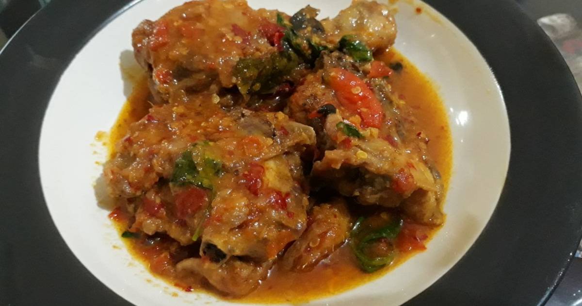 Resep 7. Ayam Rica Rica Daun Kemangi oleh Suci Handayani - Cookpad