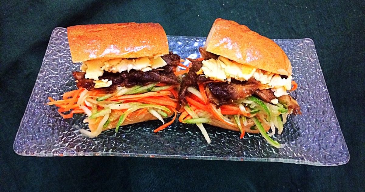 Resep Bahn Mi Semur oleh ratna - Cookpad