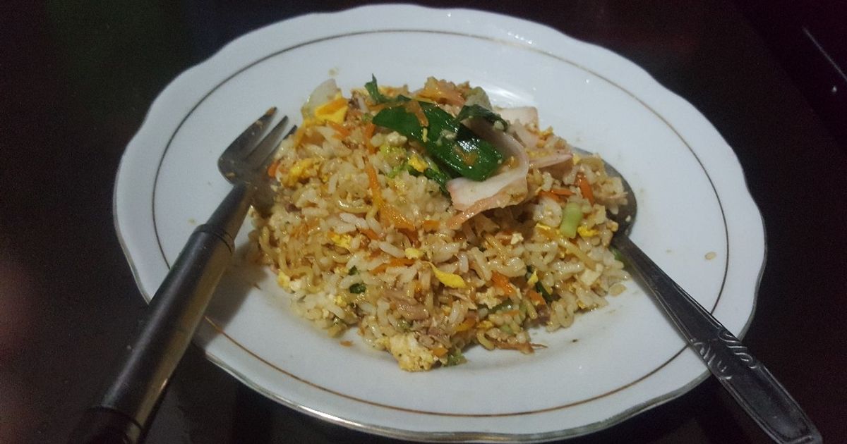 Resep Nasi Goreng Mawut oleh Pawon Mama Putri - Cookpad