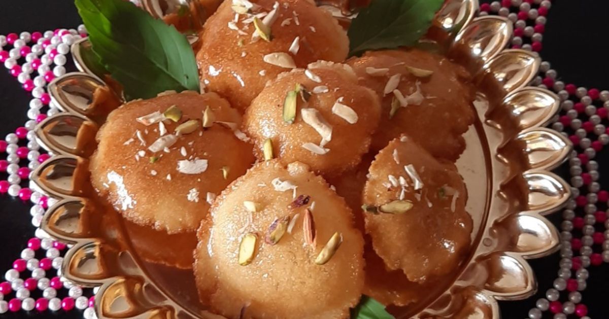 Sweet Tangy Puri (Pakatali Puri) Recipe by Kavita Arekar - Cookpad