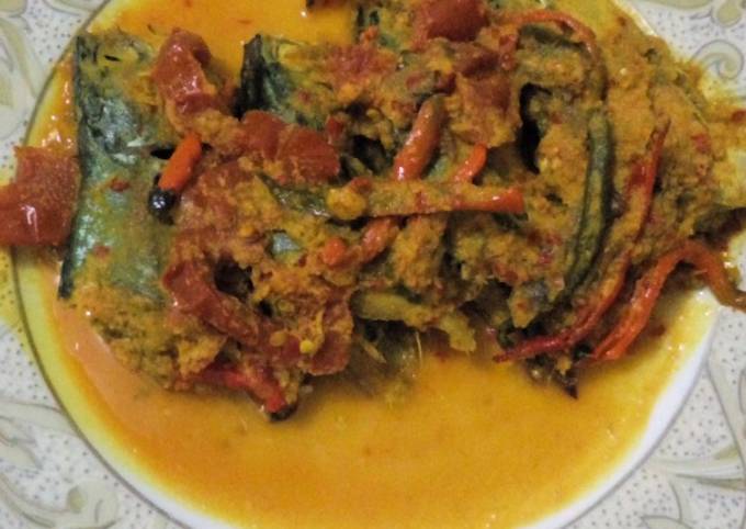 Resep Asam pedas ikan gembung oleh Mariny pjtn - Cookpad