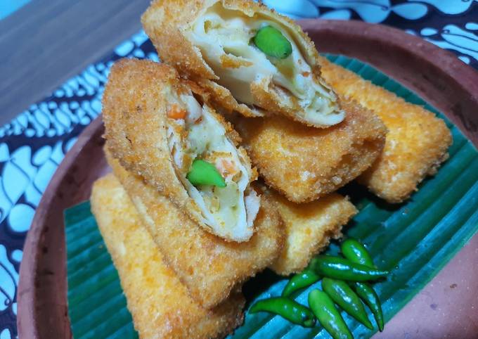 Resep Risol rogut ayam keju oleh ucy abdullah - Cookpad