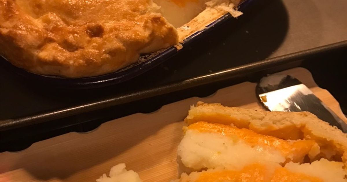 Red Leicester Cheese & Potato Pie Recipe by CBW - Cookpad