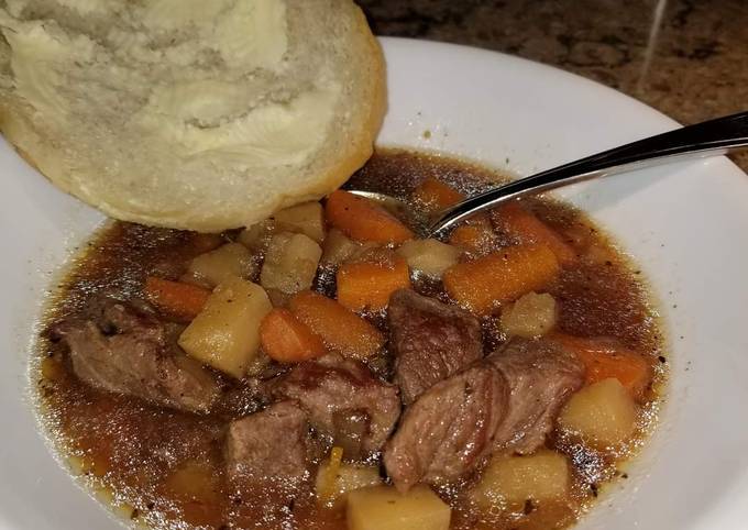 Crock Pot Hearty Stew Recipe by Helen Klassen - Cookpad