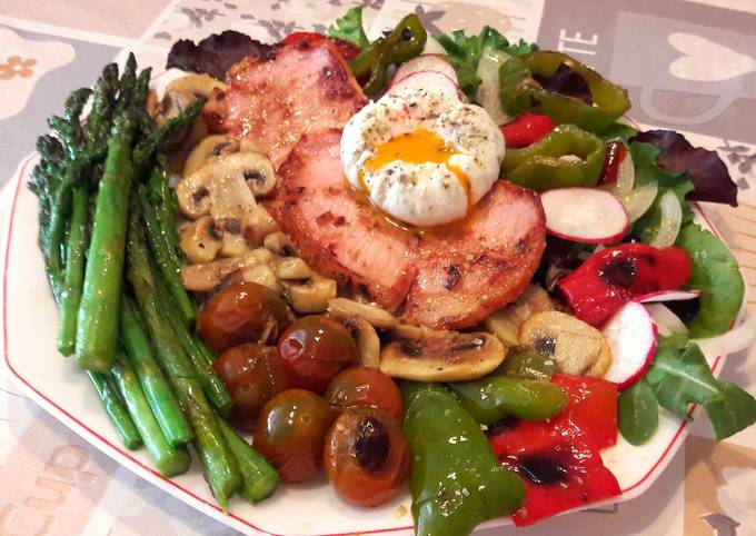 Lomo con verduras variadas, champiñones y huevo poche Receta de Ali ...